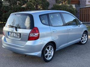 Zils Honda Jazz 2006 Alīta, ar dzinēja tilpumu 1.30 L un nobraukumu 167 tūkst. km par 2750 €, foto 14 vietnē AUTOMOTO.COM.LV
