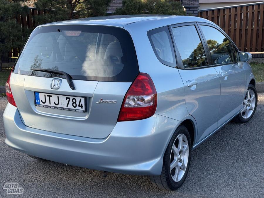 Zils Honda Jazz 2006 Alīta, ar dzinēja tilpumu 1.30 L un nobraukumu 167 tūkst. km par 2750 €, foto 16 vietnē AUTOMOTO.COM.LV