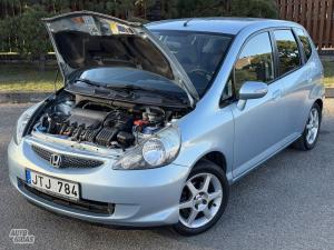 Zils Honda Jazz 2006 Alīta, ar dzinēja tilpumu 1.30 L un nobraukumu 167 tūkst. km par 2750 €, foto 18 vietnē AUTOMOTO.COM.LV