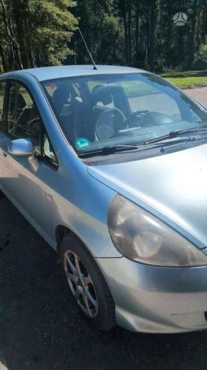 Zils Honda Jazz 2006 Druskininkai, ar dzinēja tilpumu 1.25 L un nobraukumu 207 tūkst. km par 800 €, foto 11 vietnē AUTOMOTO.COM.LV