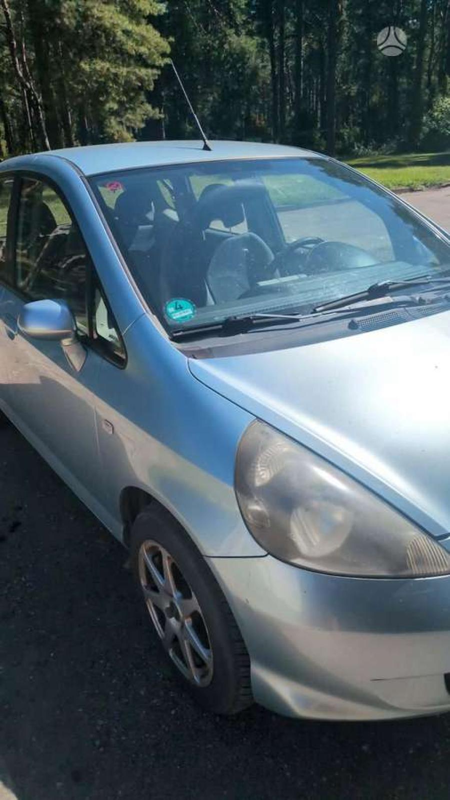 Zils Honda Jazz 2006 Druskininkai, ar dzinēja tilpumu 1.25 L un nobraukumu 207 tūkst. km par 800 €, foto 11 vietnē AUTOMOTO.COM.LV