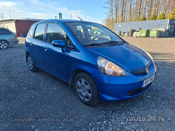 Zils Honda Jazz 2007 Tallina, ar dzinēja tilpumu 1.30 L un nobraukumu 286 tūkst. km par 699 €, foto 1 vietnē AUTOMOTO.COM.LV