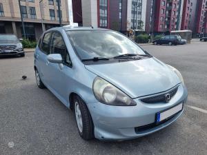 Zils Honda Jazz 2007 Viļņa, ar dzinēja tilpumu 1.34 L un nobraukumu 219 tūkst. km par 1999 €, foto 3 vietnē AUTOMOTO.COM.LV
