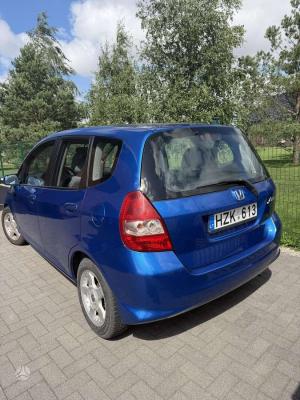 Blue Honda Jazz 2007 in Klaipeda, with an engine capacity of 1.34 L and mileage of 159 thousand km for 2300 €, photo 6 on AUTOMOTO.COM.LV