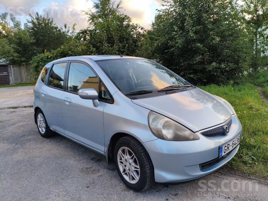 Zils Honda Jazz 2007 Rīga, ar dzinēja tilpumu 1.40 L un nobraukumu 248 tūkst. km par 950 €, foto 1 vietnē AUTOMOTO.COM.LV