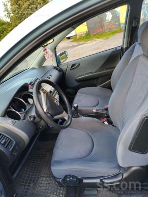 Zils Honda Jazz 2007 Rīga, ar dzinēja tilpumu 1.40 L un nobraukumu 248 tūkst. km par 950 €, foto 3 vietnē AUTOMOTO.COM.LV