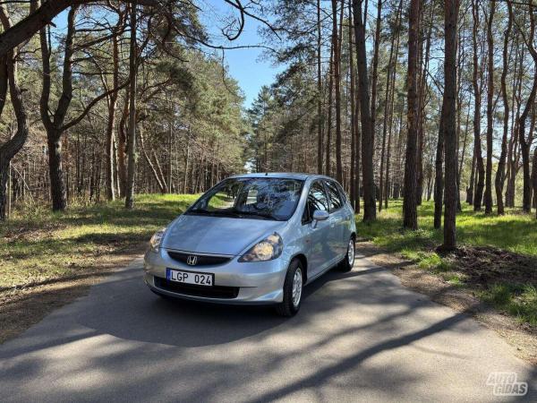 Zils Honda Jazz 2008 Kauņa, ar dzinēja tilpumu 1.20 L un nobraukumu 151 tūkst. km par 1650 €, foto 1 vietnē AUTOMOTO.COM.LV