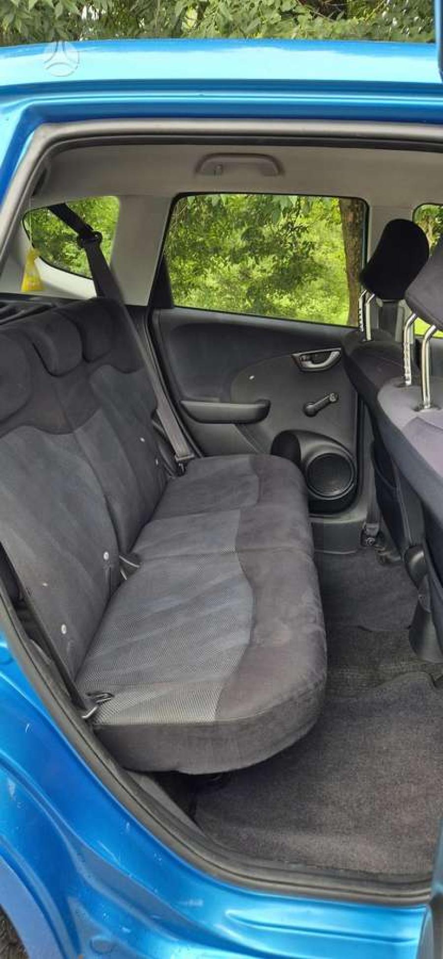 Zils Honda Jazz 2008 Viļņa, ar dzinēja tilpumu 1.34 L un nobraukumu 218 tūkst. km par 3000 €, foto 14 vietnē AUTOMOTO.COM.LV
