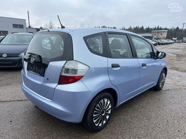 Zils Honda Jazz 2009 Utena, ar dzinēja tilpumu 1.20 L un nobraukumu 167 tūkst. km par 2400 €, foto 5 vietnē AUTOMOTO.COM.LV