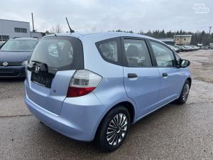 Blue Honda Jazz 2009 in Utena, with an engine capacity of 1.20 L and mileage of 167 thousand km for 2400 €, photo 5 on AUTOMOTO.COM.LV