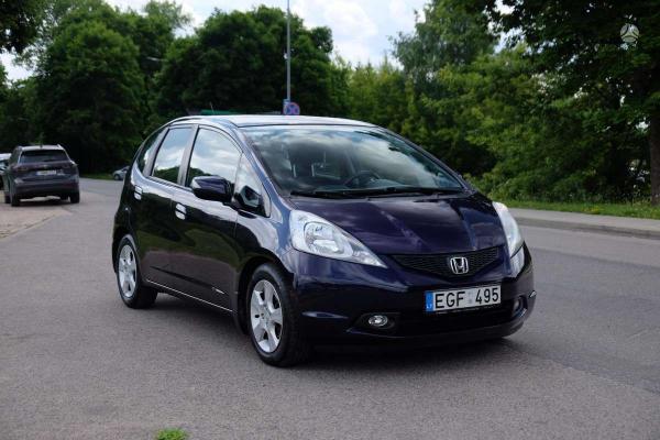 Zils Honda Jazz 2009 Viļņa, ar dzinēja tilpumu 1.34 L un nobraukumu 220 tūkst. km par 3450 €, foto 4 vietnē AUTOMOTO.COM.LV