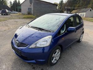 Blue Honda Jazz 2010 in Utena, with an engine capacity of 1.20 L and mileage of 135 thousand km for 3200 €, photo 3 on AUTOMOTO.COM.LV