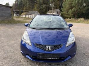 Blue Honda Jazz 2010 in Utena, with an engine capacity of 1.20 L and mileage of 135 thousand km for 3200 €, photo 4 on AUTOMOTO.COM.LV