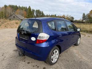 Blue Honda Jazz 2010 in Utena, with an engine capacity of 1.20 L and mileage of 135 thousand km for 3200 €, photo 8 on AUTOMOTO.COM.LV