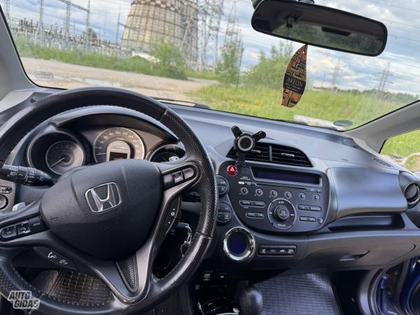 Zils Honda Jazz 2011 Viļņa, ar dzinēja tilpumu 1.30 L un nobraukumu 254 tūkst. km par 4700 €, foto 9 vietnē AUTOMOTO.COM.LV