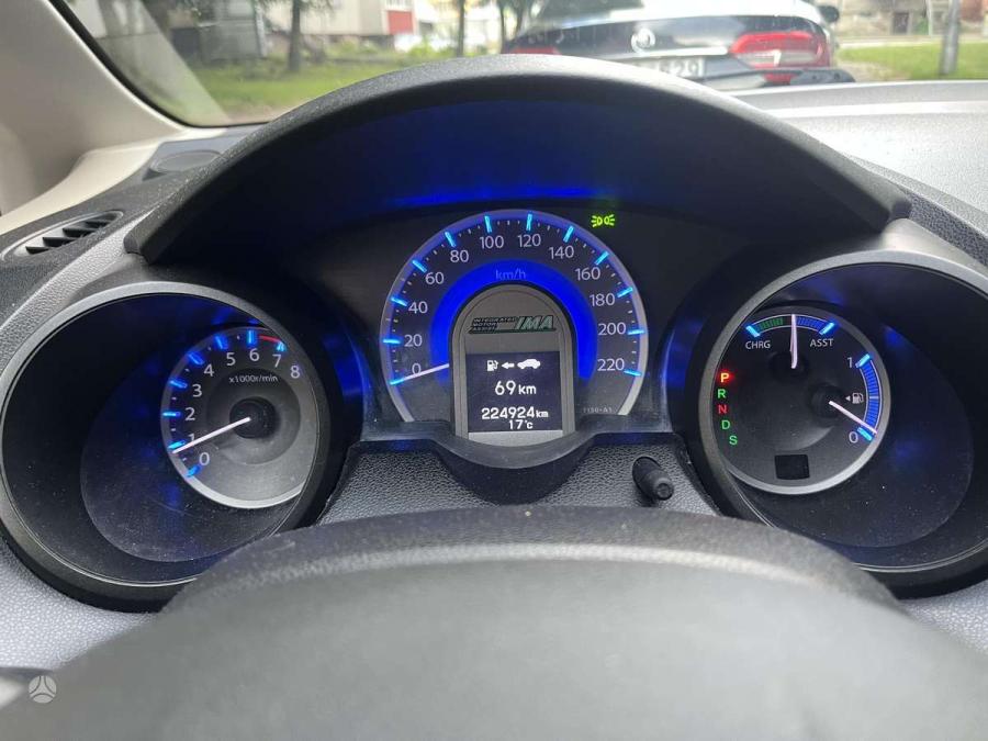 Zils Honda Jazz 2011 Kauņa, ar dzinēja tilpumu 1.34 L un nobraukumu 234 tūkst. km par 4498 €, foto 16 vietnē AUTOMOTO.COM.LV