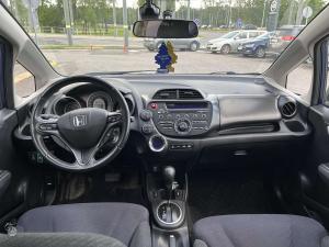 Zils Honda Jazz 2011 Kauņa, ar dzinēja tilpumu 1.34 L un nobraukumu 234 tūkst. km par 4498 €, foto 19 vietnē AUTOMOTO.COM.LV