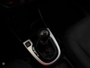Blue Honda Jazz 2018 in Kaunas, with an engine capacity of 1.30 L and mileage of 47 thousand km for 10499 €, photo 15 on AUTOMOTO.COM.LV