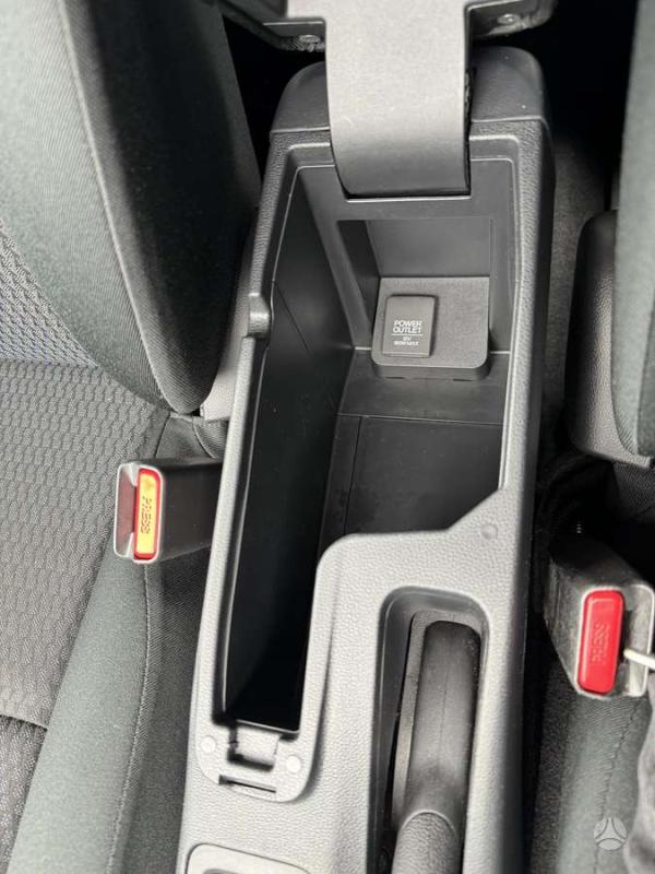 Blue Honda Jazz 2020 in Kaunas, with an engine capacity of 1.50 L and mileage of 50 thousand km for 10588 €, photo 11 on AUTOMOTO.COM.LV