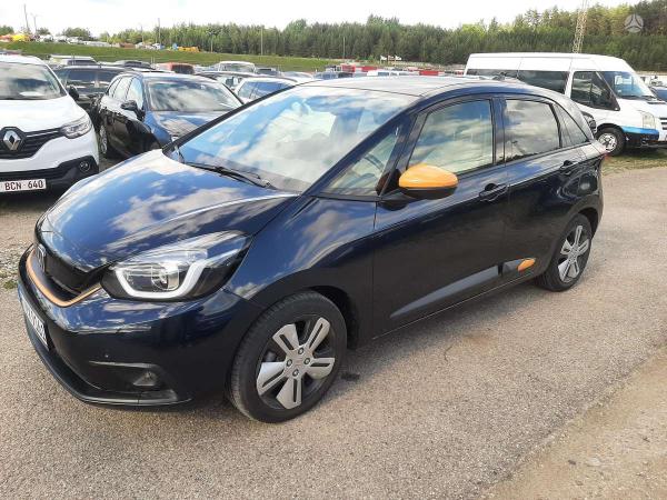 Zils Honda Jazz 2021 Viļņa, ar dzinēja tilpumu 1.50 L un nobraukumu 180 tūkst. km par 13900 €, foto 1 vietnē AUTOMOTO.COM.LV