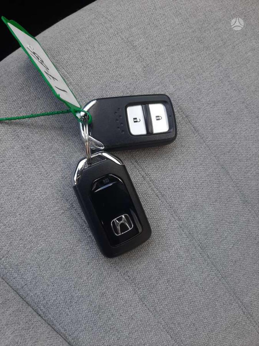 Zils Honda Jazz 2021 Viļņa, ar dzinēja tilpumu 1.50 L un nobraukumu 180 tūkst. km par 13900 €, foto 13 vietnē AUTOMOTO.COM.LV