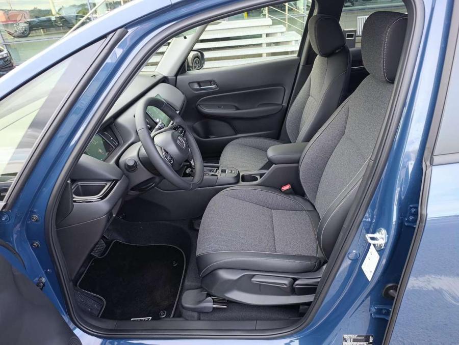 Zils Honda Jazz 2026 Viļņa, ar dzinēja tilpumu 1.50 L un nobraukumu 0 tūkst. km par 24990 €, foto 9 vietnē AUTOMOTO.COM.LV