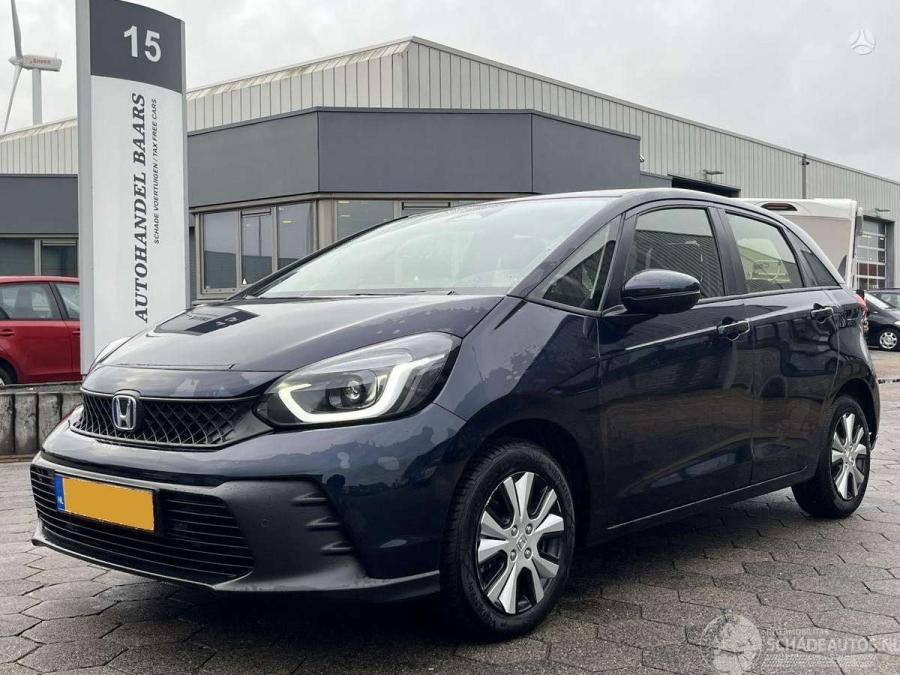 Blue Honda Jazz 2024 in Alytus, with an engine capacity of 1.50 L and mileage of 34 thousand km for 14950 €, photo 1 on AUTOMOTO.COM.LV