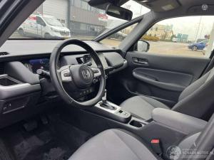 Blue Honda Jazz 2024 in Alytus, with an engine capacity of 1.50 L and mileage of 34 thousand km for 14950 €, photo 17 on AUTOMOTO.COM.LV