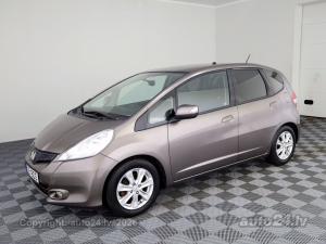 Brown Honda Jazz 2011 in Tallinn, with an engine capacity of 1.30 L and mileage of 108 thousand km for 2499 €, photo 3 on AUTOMOTO.COM.LV
