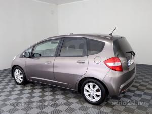 Brown Honda Jazz 2011 in Tallinn, with an engine capacity of 1.30 L and mileage of 108 thousand km for 2499 €, photo 5 on AUTOMOTO.COM.LV