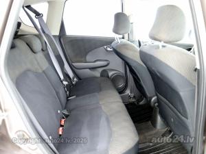 Brown Honda Jazz 2011 in Tallinn, with an engine capacity of 1.30 L and mileage of 108 thousand km for 2499 €, photo 8 on AUTOMOTO.COM.LV