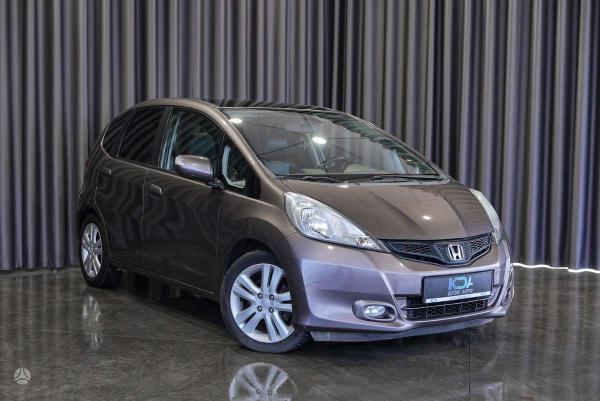 Brūns Honda Jazz 2014 Marijampole, ar dzinēja tilpumu 1.34 L un nobraukumu 217 tūkst. km par 6650 €, foto 1 vietnē AUTOMOTO.COM.LV