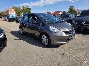 Brown Honda Jazz 2014 in Siauliai, with an engine capacity of 1.20 L and mileage of 85 thousand km for 4900 €, photo 4 on AUTOMOTO.COM.LV