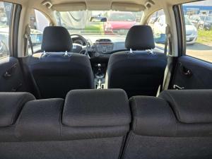 Brown Honda Jazz 2014 in Siauliai, with an engine capacity of 1.20 L and mileage of 85 thousand km for 4900 €, photo 12 on AUTOMOTO.COM.LV