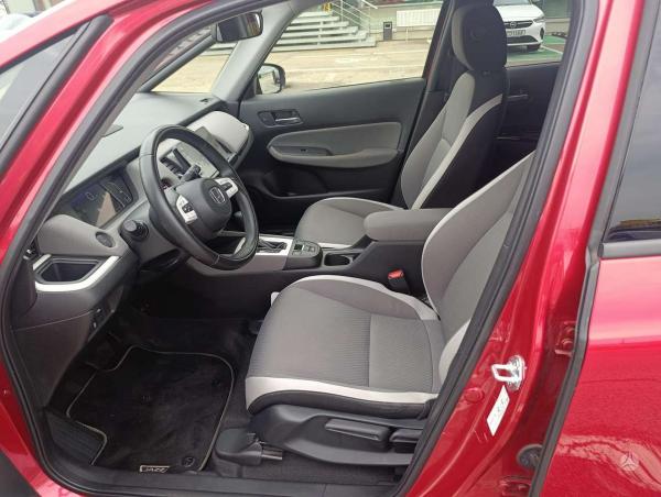 Sarkans Honda Jazz Crosstar 2022 Viļņa, ar dzinēja tilpumu 1.50 L un nobraukumu 67 tūkst. km par 18990 €, foto 10 vietnē AUTOMOTO.COM.LV