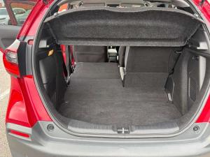 Red Honda Jazz Crosstar 2021 in Vilnius, with an engine capacity of 1.50 L and mileage of 125 thousand km for 17500 €, photo 10 on AUTOMOTO.COM.LV