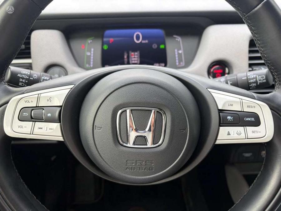 Red Honda Jazz Crosstar 2021 in Vilnius, with an engine capacity of 1.50 L and mileage of 125 thousand km for 17500 €, photo 14 on AUTOMOTO.COM.LV