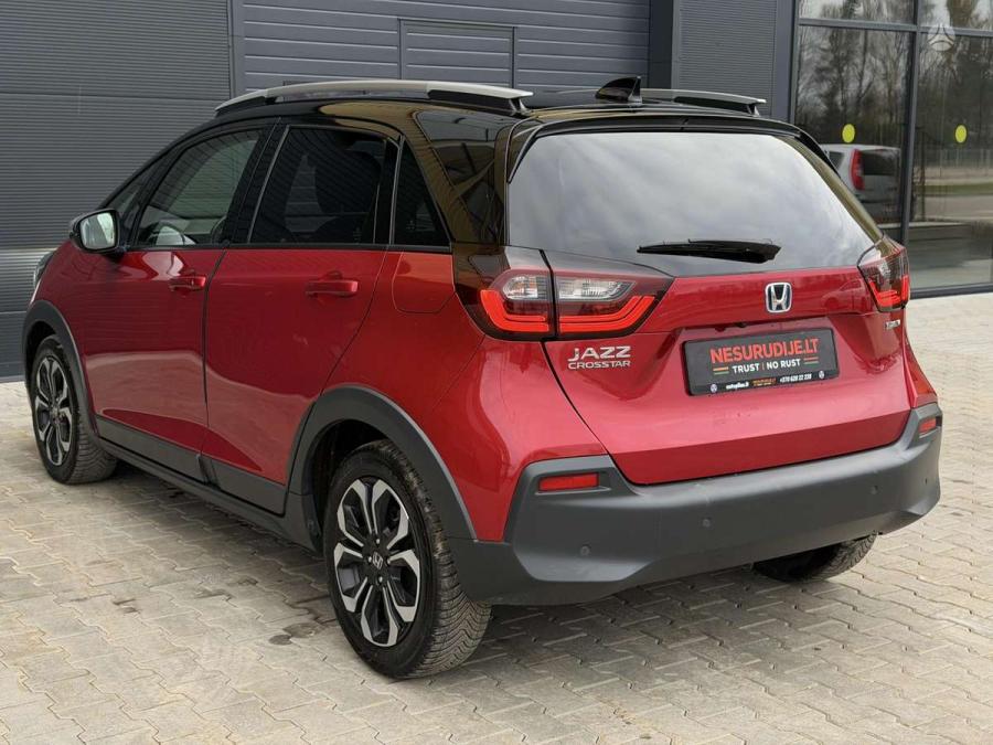 Sarkans Honda Jazz Crosstar 2022 Viļņa, ar dzinēja tilpumu 1.50 L un nobraukumu 159 tūkst. km par 17444 €, foto 4 vietnē AUTOMOTO.COM.LV
