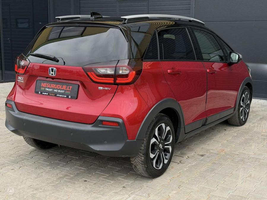 Sarkans Honda Jazz Crosstar 2022 Viļņa, ar dzinēja tilpumu 1.50 L un nobraukumu 159 tūkst. km par 17444 €, foto 5 vietnē AUTOMOTO.COM.LV