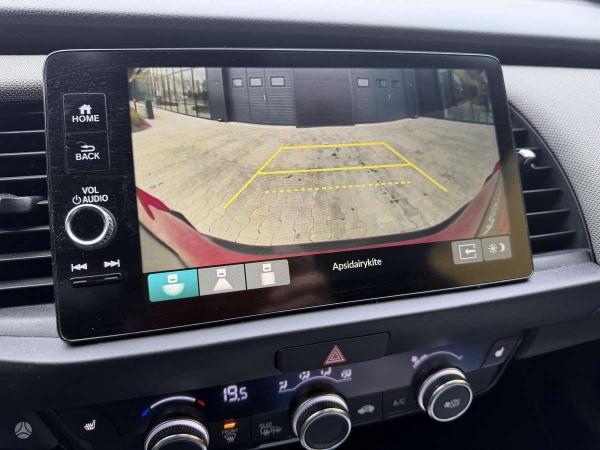 Sarkans Honda Jazz Crosstar 2022 Viļņa, ar dzinēja tilpumu 1.50 L un nobraukumu 159 tūkst. km par 17444 €, foto 5 vietnē AUTOMOTO.COM.LV