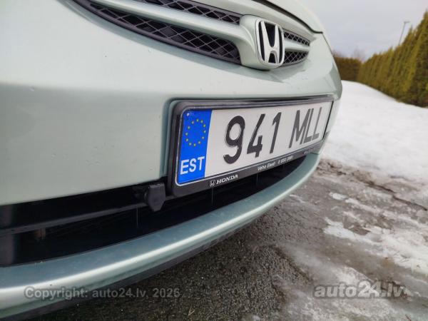 Zaļš Honda Jazz 2008 Tallina, ar dzinēja tilpumu 1.30 L un nobraukumu 80 tūkst. km par 3500 €, foto 6 vietnē AUTOMOTO.COM.LV