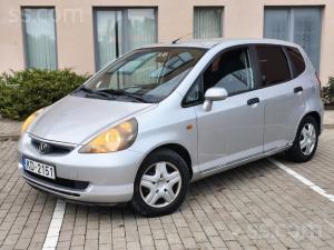 Grey Honda Jazz 2002 in Jelgava, with an engine capacity of 1.30 L and mileage of 0 thousand km for 1690 €, photo 3 on AUTOMOTO.COM.LV