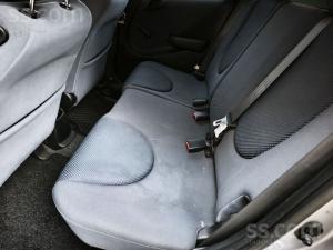 Grey Honda Jazz 2002 in Jelgava, with an engine capacity of 1.30 L and mileage of 0 thousand km for 1690 €, photo 21 on AUTOMOTO.COM.LV