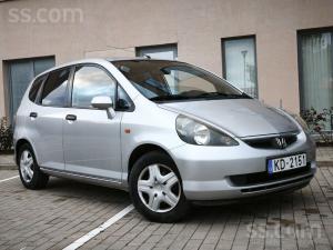 Grey Honda Jazz 2002 in Jelgava, with an engine capacity of 1.30 L and mileage of 0 thousand km for 1690 €, photo 32 on AUTOMOTO.COM.LV