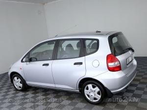 Grey Honda Jazz 2003 in Tallinn, with an engine capacity of 1.30 L and mileage of 153 thousand km for 1599 €, photo 5 on AUTOMOTO.COM.LV