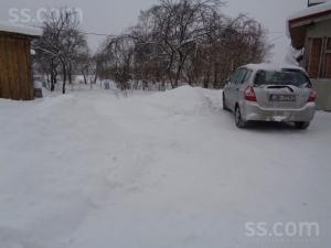 Pelēks Honda Jazz 2004 Limbaži, ar dzinēja tilpumu 1.30 L un nobraukumu 263 tūkst. km par 1200 €, foto  vietnē AUTOMOTO.COM.LV
