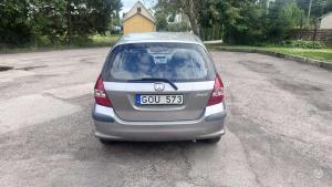 Grey Honda Jazz 2004 in Rokiskis, with an engine capacity of 1.34 L and mileage of 271 thousand km for 1500 €, photo 5 on AUTOMOTO.COM.LV