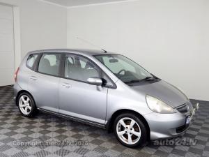 Grey Honda Jazz 2005 in Tallinn, with an engine capacity of 1.30 L and mileage of 164 thousand km for 699 €, photo  on AUTOMOTO.COM.LV