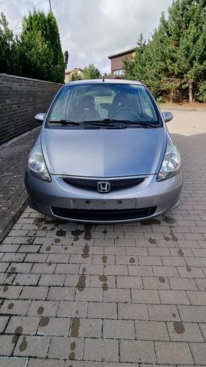 Pelēks Honda Jazz 2006 Marijampole, ar dzinēja tilpumu 1.34 L un nobraukumu 188 tūkst. km par 800 €, foto 9 vietnē AUTOMOTO.COM.LV