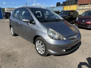 Pelēks Honda Jazz 2007 Kauņa, ar dzinēja tilpumu 1.34 L un nobraukumu 200 tūkst. km par 3400 €, foto 3 vietnē AUTOMOTO.COM.LV